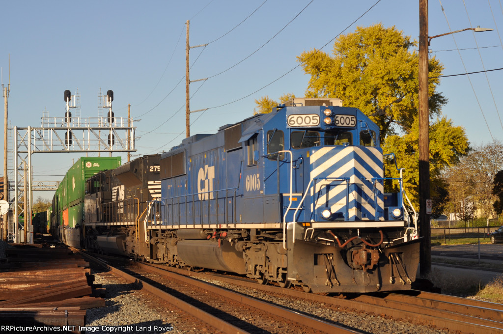 CEFX 6005 On NS 295 Eastbound